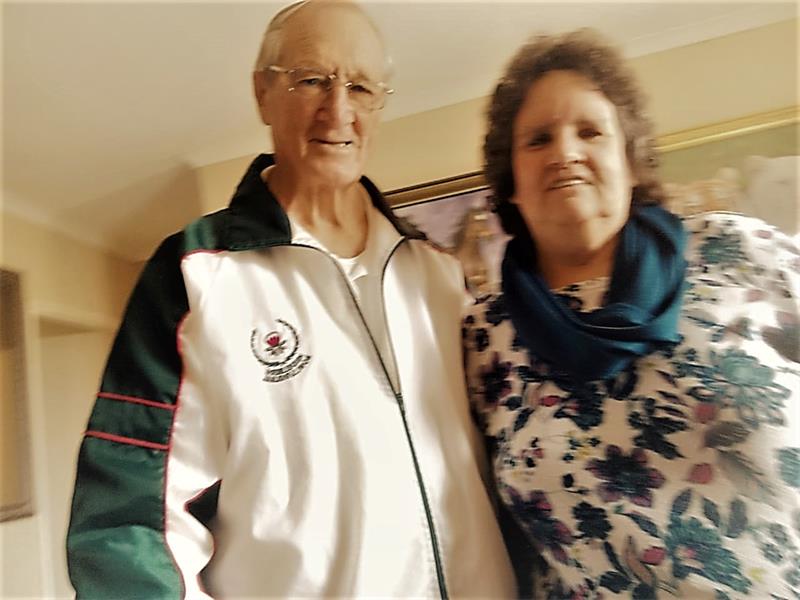 'Alles is weer mooi en helder' sê Rensburg inwoner na oogoperasie ...