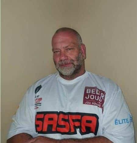 Slap Fighting showdown: Pieter ‘Bulldog’ Vorster vs Johan ‘The Beast ...