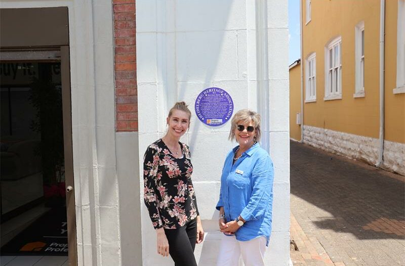 Old Barclays Bank building receives blue plaque | Heidelberg Nigel Heraut