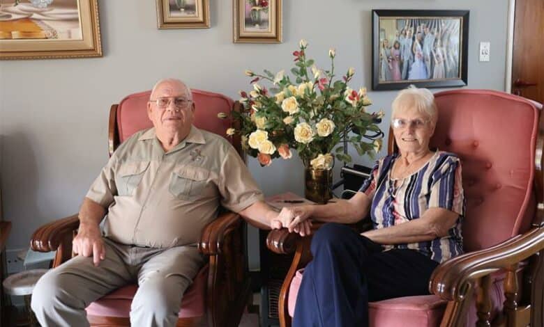 Egpaar vier die 55ste herdenking van hul unieke troudag | Heidelberg ...