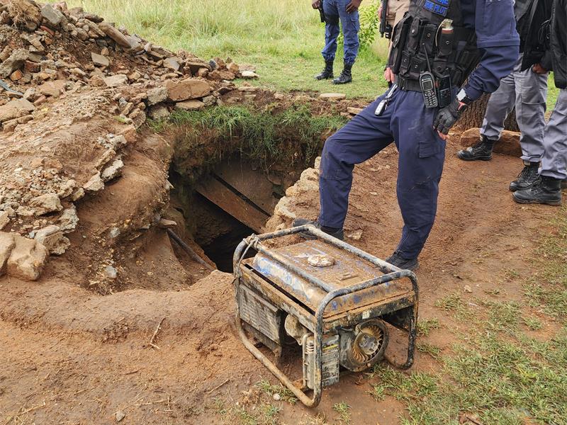 WATCH: Authorities clamp down illegal mining in Nigel | Heidelberg ...