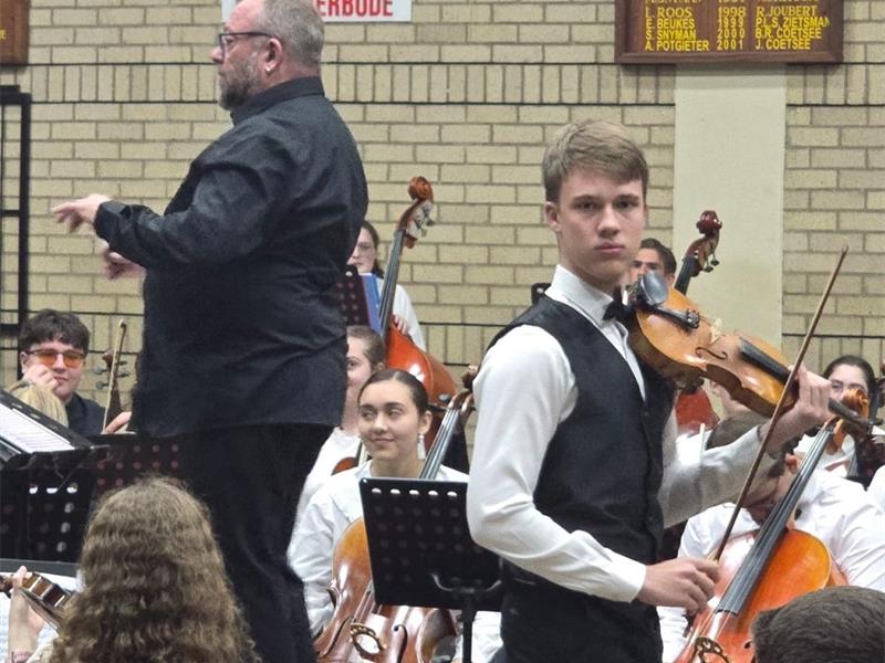 Simfoniese betowering ten bate van waterprojek om bejaardes te help ...