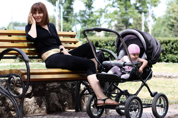 5 life-saving mobile apps for single moms | Kathorus Mail