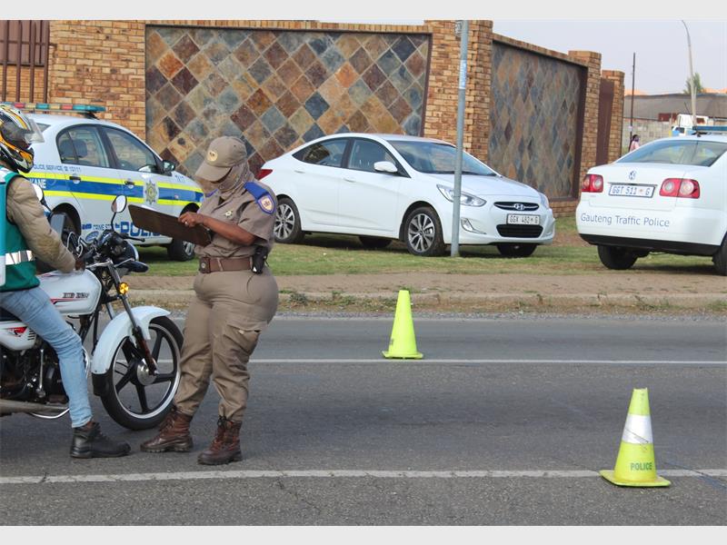 Gauteng Traffic Police urges vigilance in rainy weather | Kathorus Mail