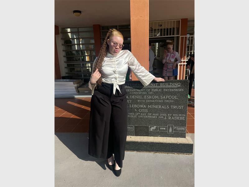 Aspiring model Bontle Mavuka share her love for the township | Kathorus ...