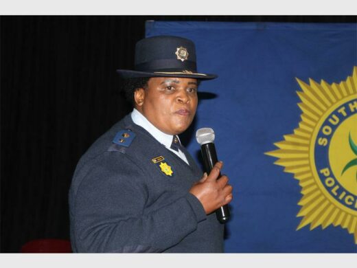 Vosloours SAPS pay last tribute to fallen cop in photographs | Kathorus ...