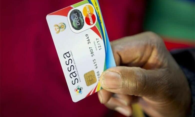 SASSA gold cards are still usable until a deadline is announced by SARB ...