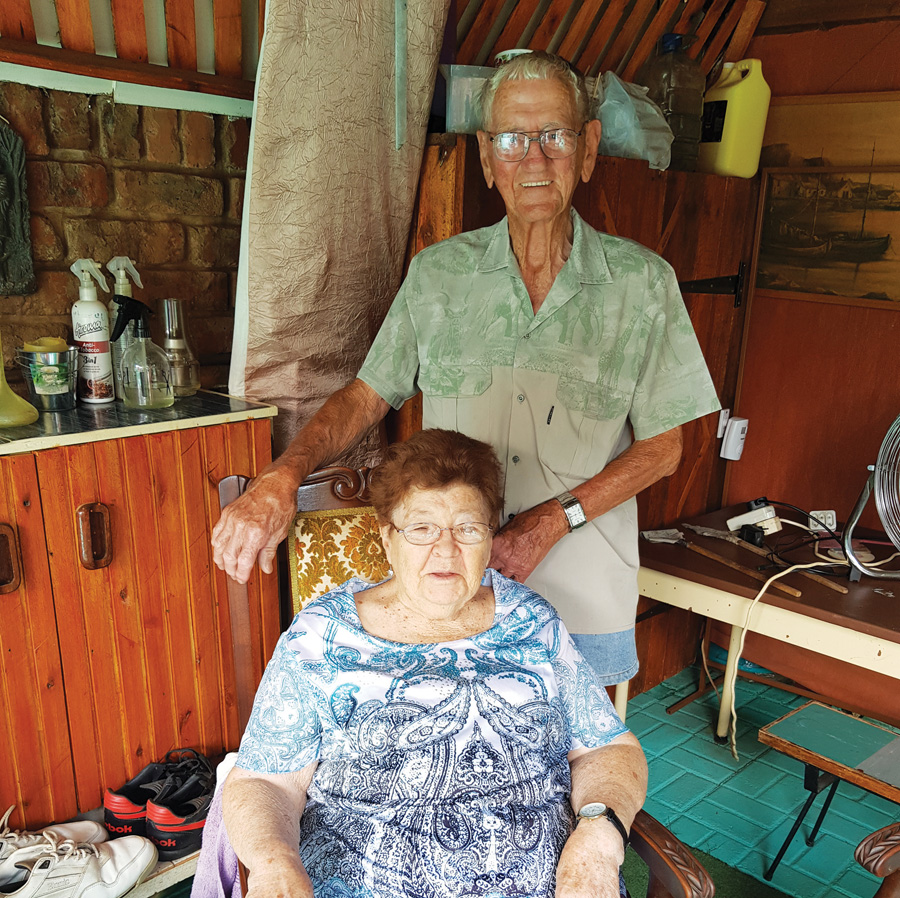 Dié egpaar vier 73 goue jare saam | Die Pos