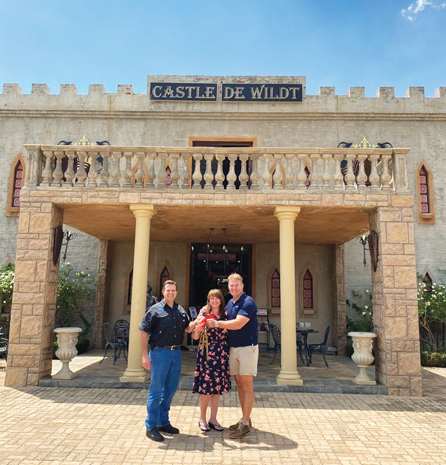 Nuwe eienaars van Castle de Wildt het groot planne vir Modimolle | Die Pos