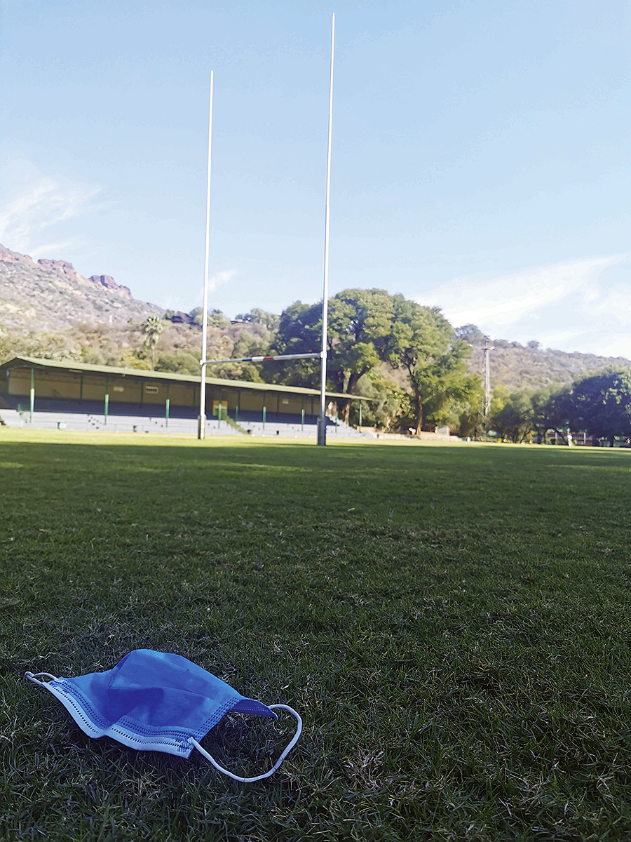 Rugbyspelers hang (tydelik) hul stewels op | Die Pos