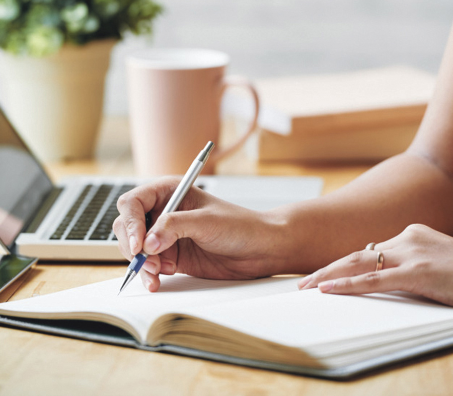 Skryfkompetisie vir digters en skrywers van alle ouderdomme | Die Pos