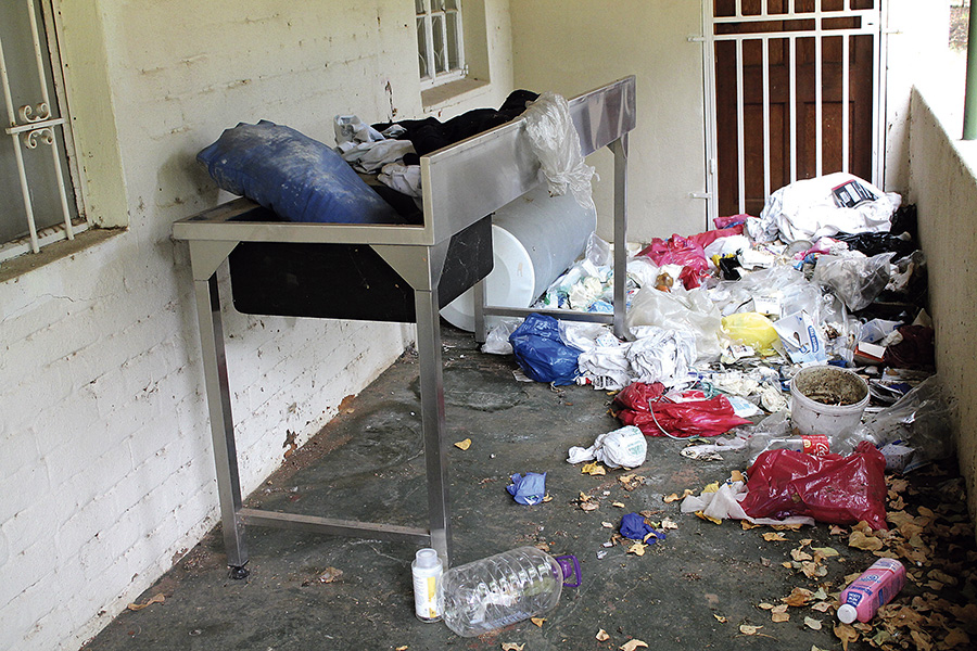 Phodi-terrein erg vervalle | Die Pos