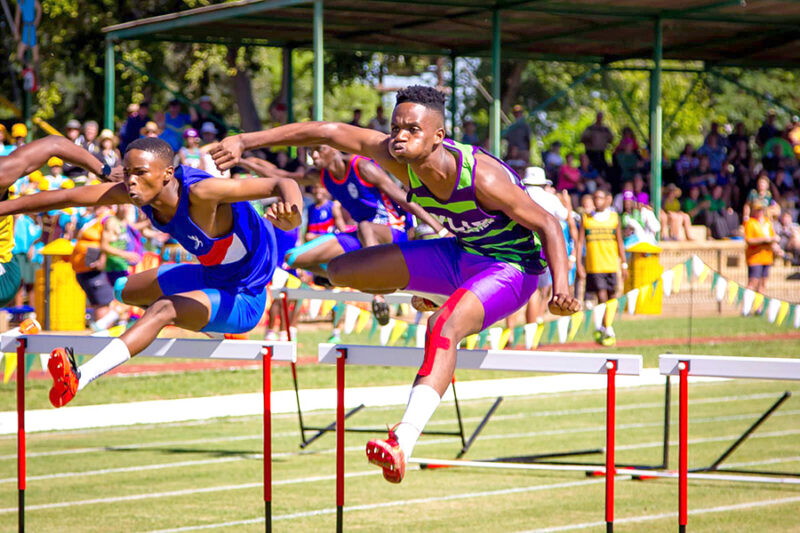 Oor die wenstreep... | Die Pos