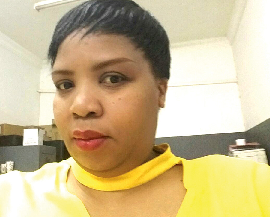 Choppies worker collapse in store | Die Pos