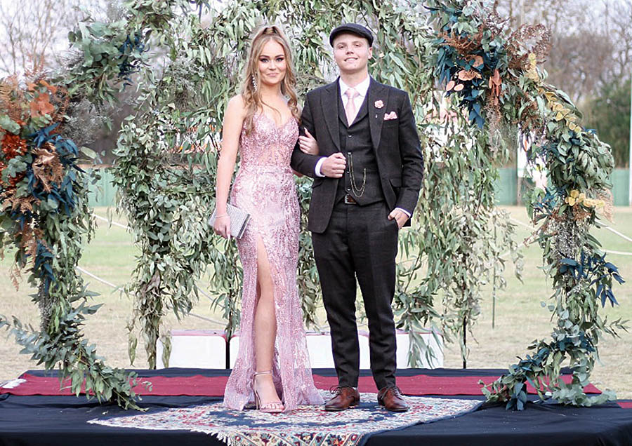 Warries groet hul Matrieks 2023 | Die Pos