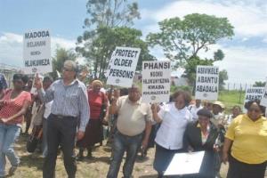 MEC leads prayers for peace ahead of by-election in troubled Oshabeni ...