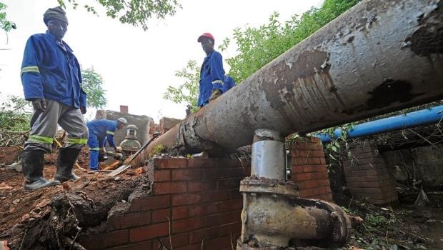 Work begins on Otto’s Bluff road to fix leaking pipe | The Witness