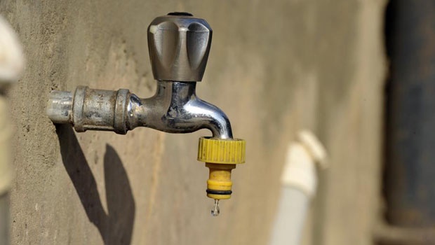 Taps ran dry in seven suburbs as municipality fixes pipe leaks | The ...