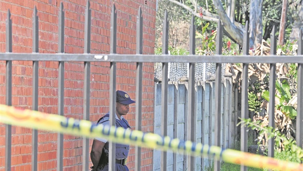 How robbers operate | The Witness