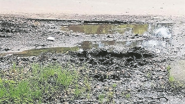 Sewage spill bars KZN’s Uvongo beachgoers | The Witness