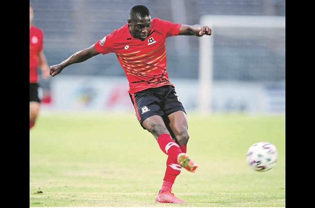 Maritzburg tie down promising striker Hlongwane | The Witness