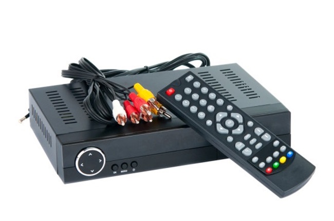 Free TV decoder for qualifying households | The Witness