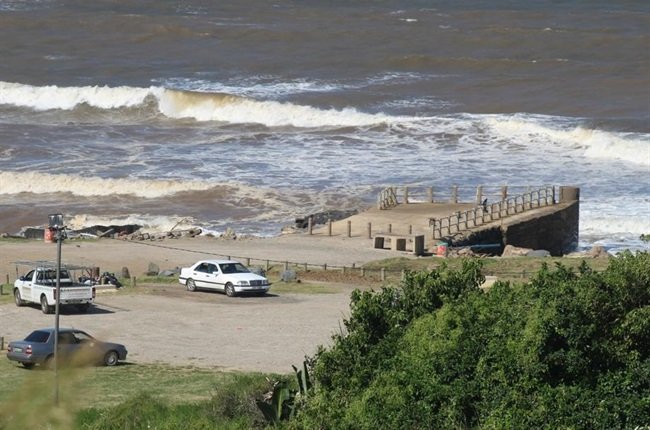 Shore anglers say robberies at Port Shepstone piers now out of control ...