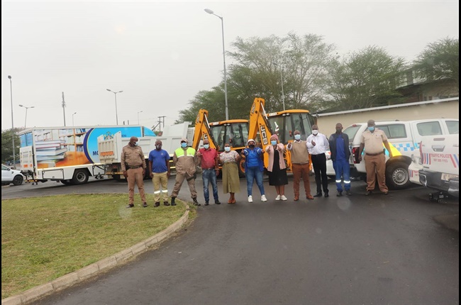 Mobile library among new service vehicles purchased by Mandeni ...