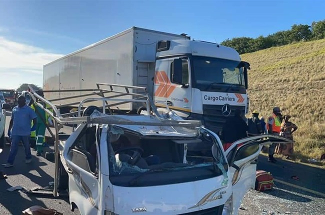 PICS | Two dead, 27 injured in KZN crash | The Witness