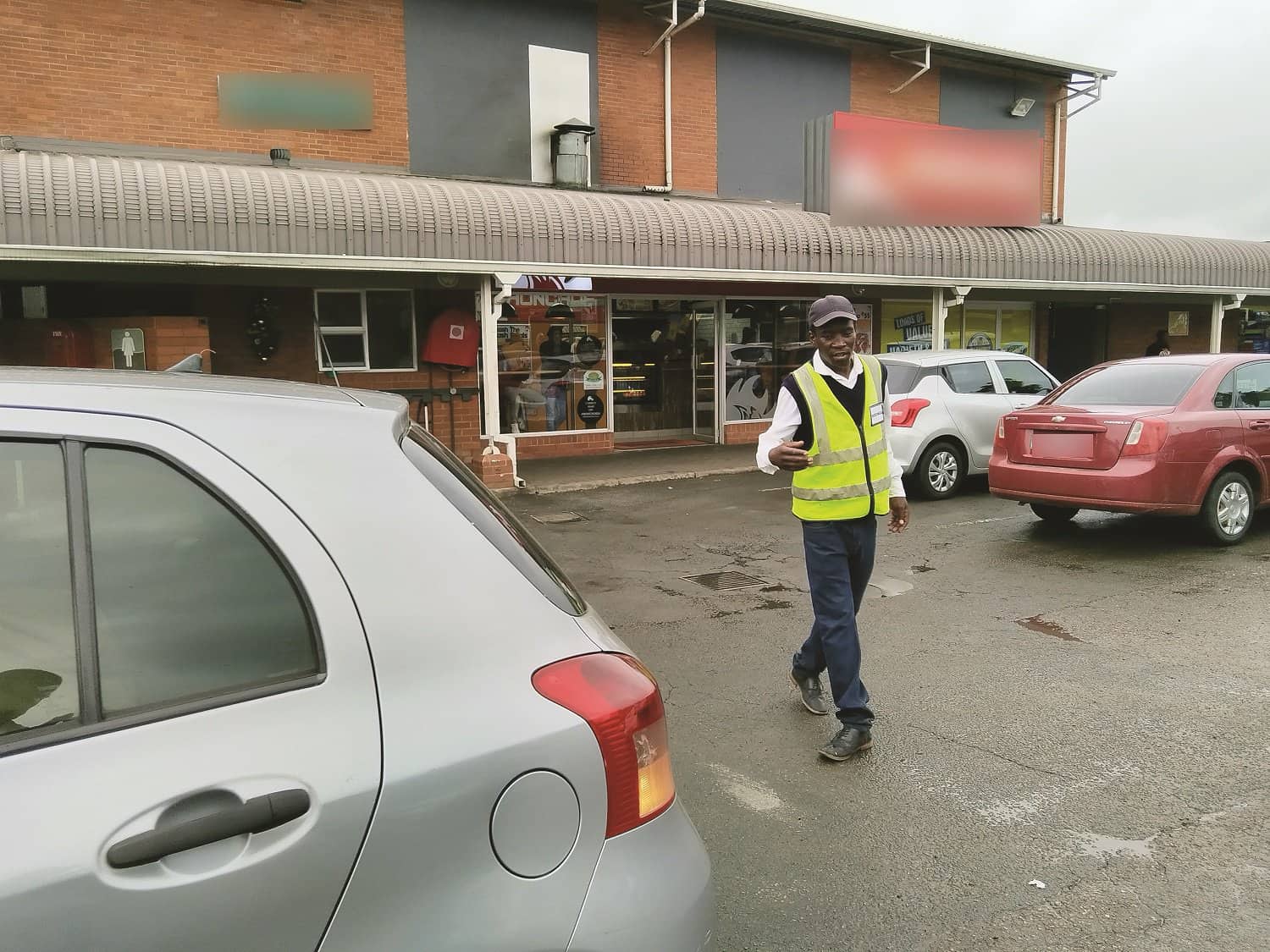 Tough life for city’s car guards | The Witness