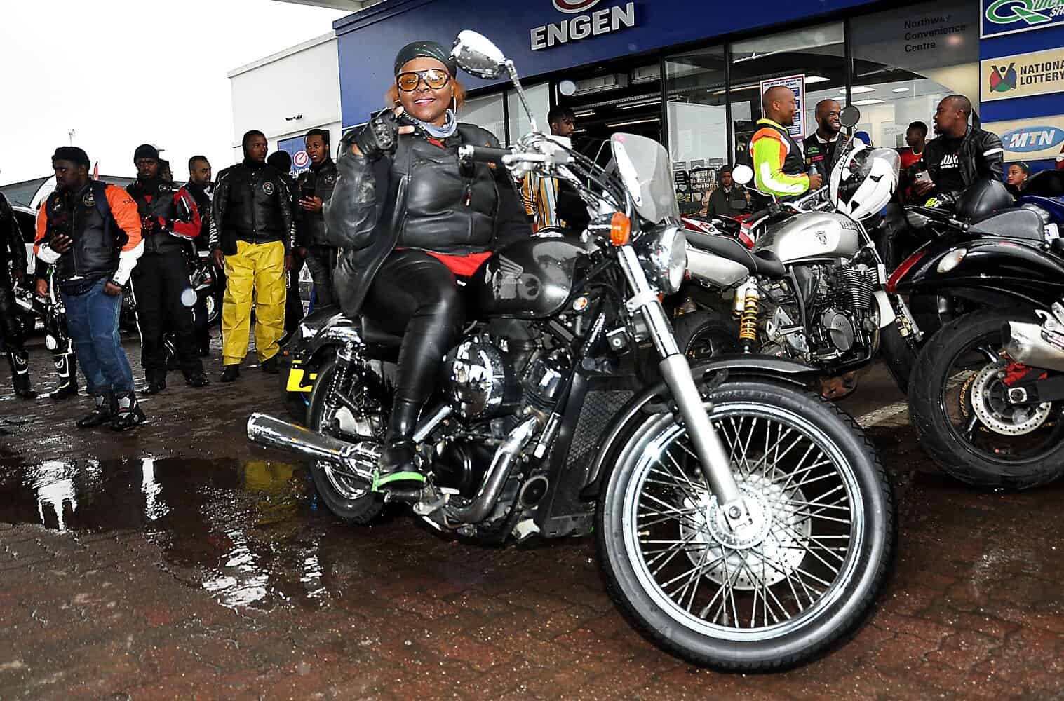 Rainy weather fails to deter Africa Ubuntu Breakfast Run riders | The ...