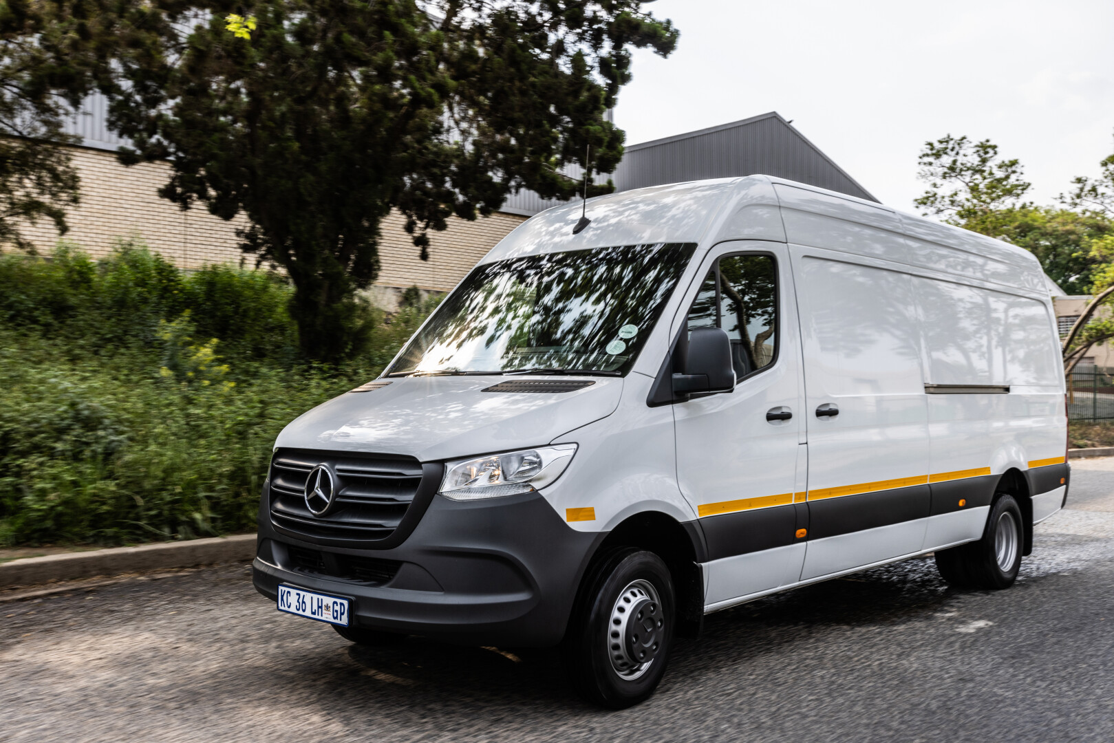 Mercedes Sprinter now fitted with OM654 engine | The Witness