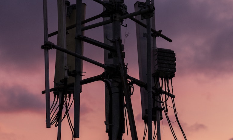 Watch: 3D solar panel towers outperform rooftop panels | The Witness