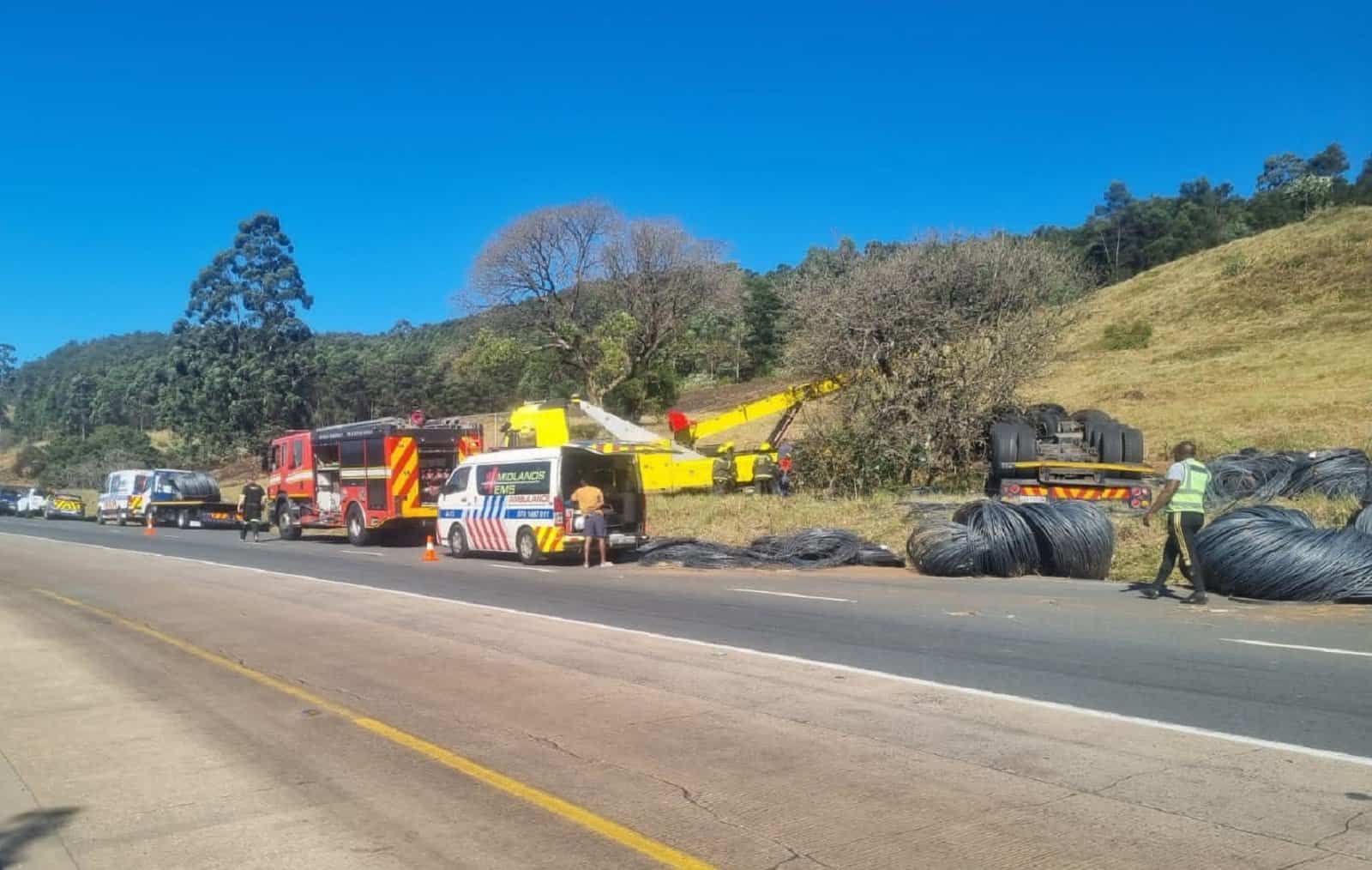 One dead, another critical after truck overturns on N3 | The Witness