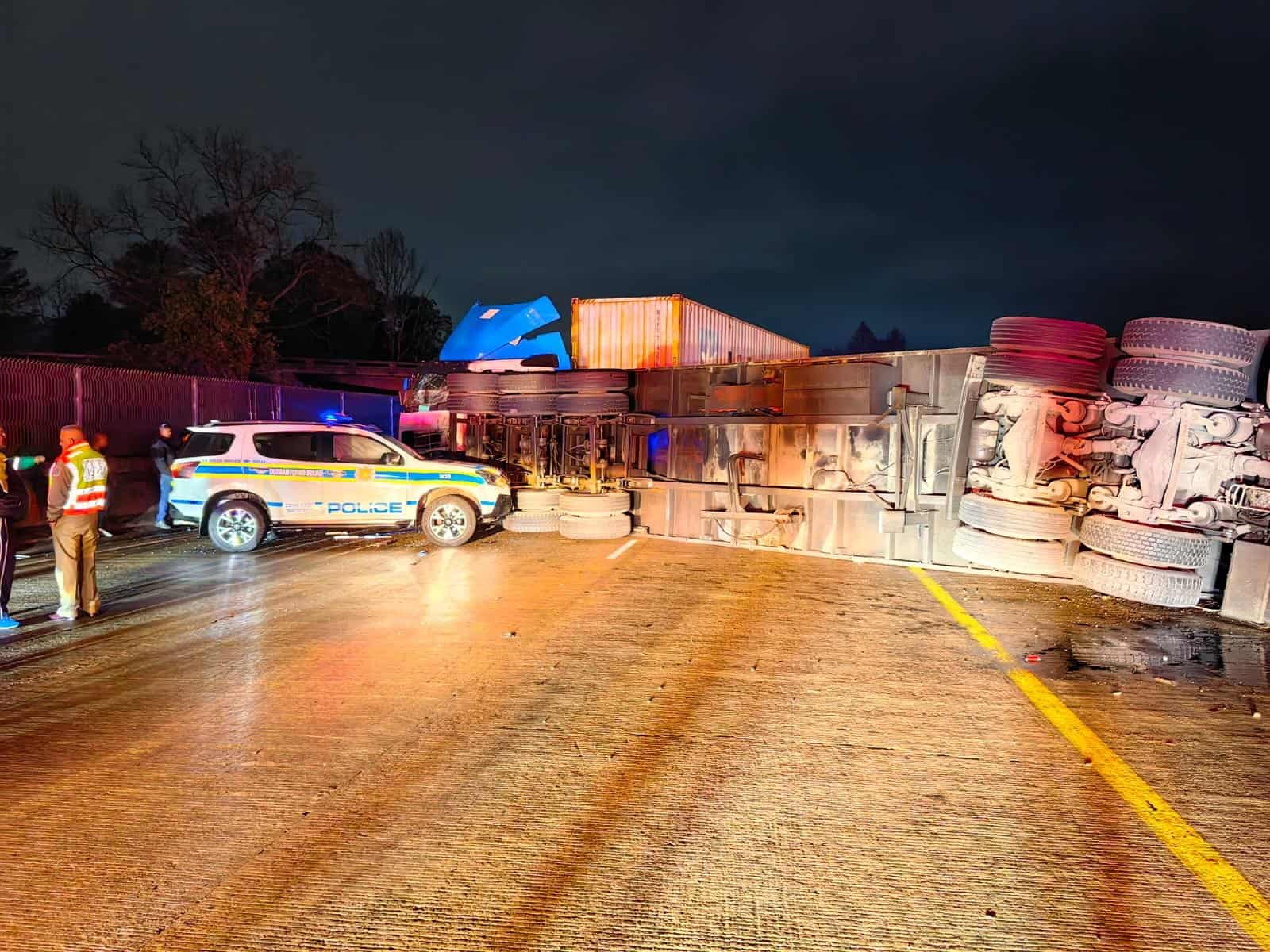 WATCH | Traffic cop, tow truck operator killed in horror N3 crash | The ...