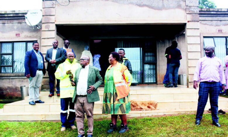 Blade Nzimande visits families of those who drowned at Henley Dam | The ...