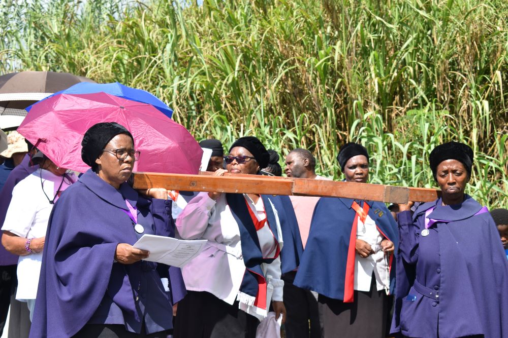 WATCH | ST Francis of Assisi Catholic Church Good Friday Holy Walk ...