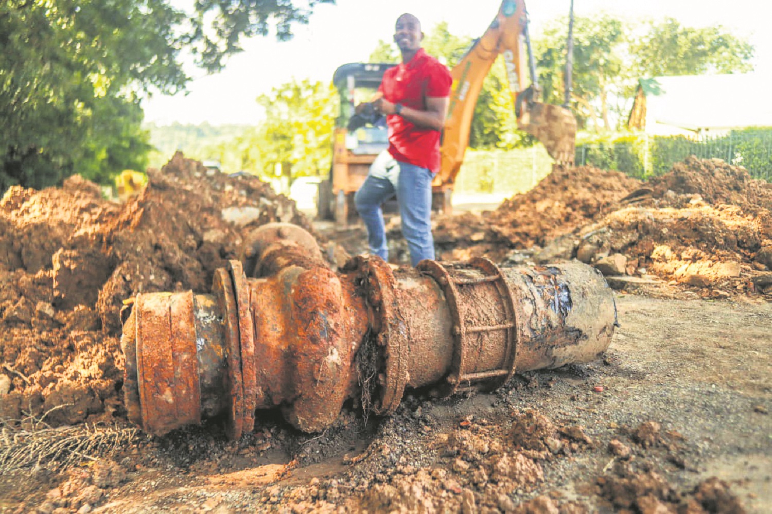Repairs are finally under way to the burst pipe in Morcom Road | The ...