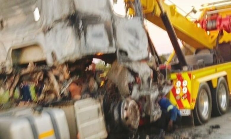 Mafakatini residents protest near Howick over Eskom load reduction ...