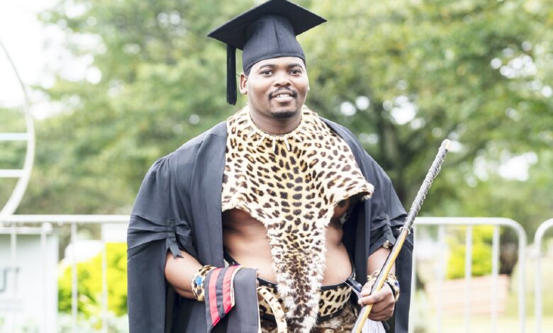DUT SRC deputy president leads by example at graduation ceremony | The ...