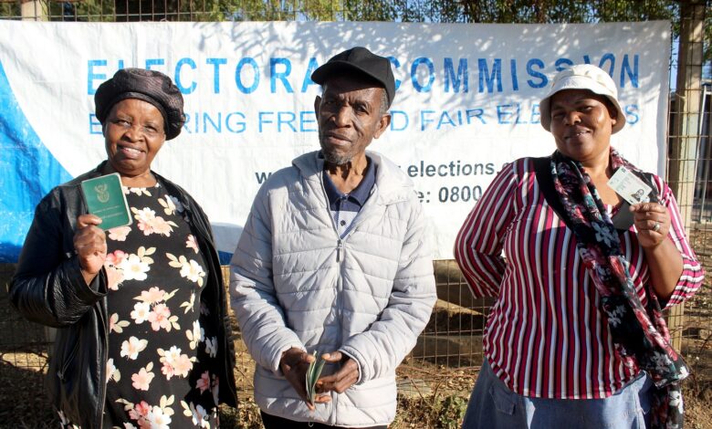 Smooth start to elections as citizens cast their special votes | The ...