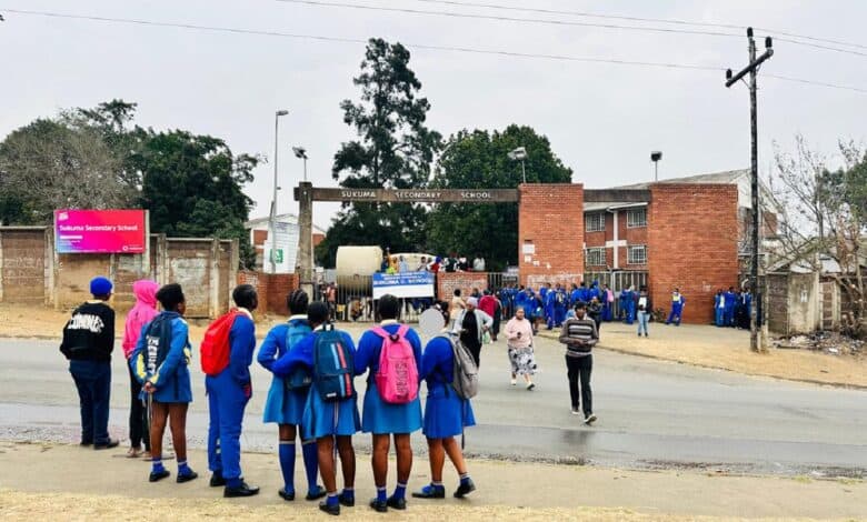 Sukuma Secondary School pupils protest water outage | The Witness