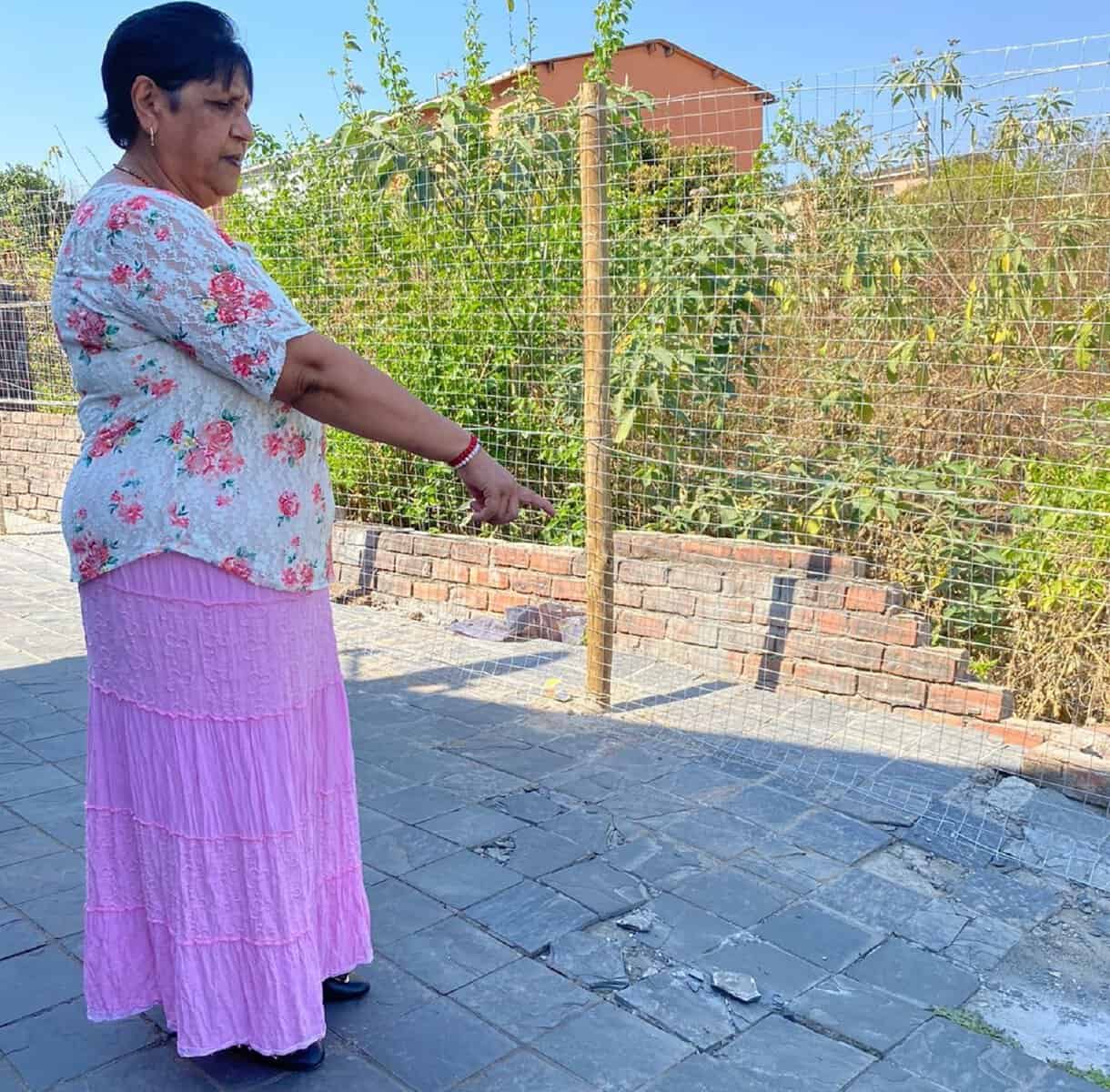 Bombay Heights resident lives in fear of collapsing wall | The Witness