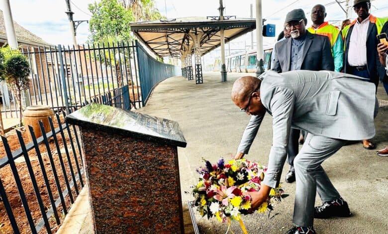 Mandela and Gandhi hailed as Pietermaritzburg celebrates freedom | The ...