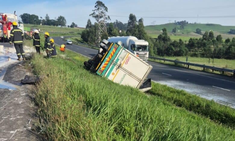 Truck collision kills one, traffic diverted on N3 | The Witness