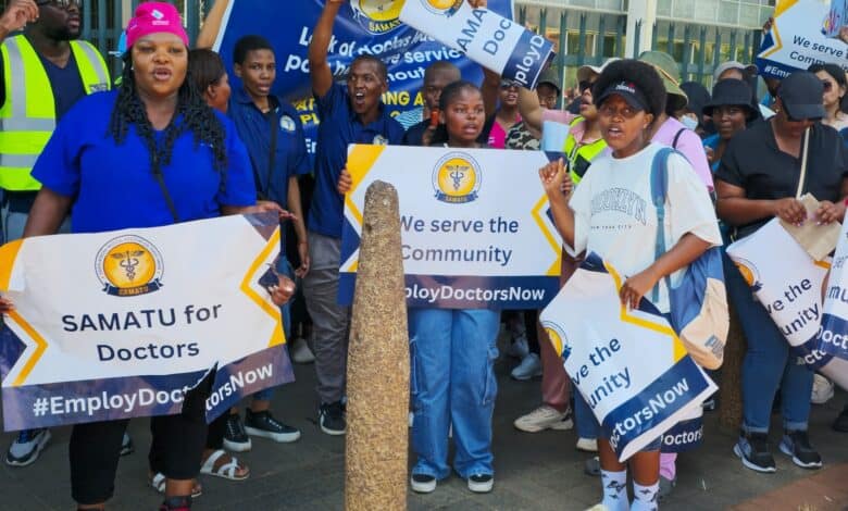 Unemployed doctors march to KZN Health headquarters | The Witness