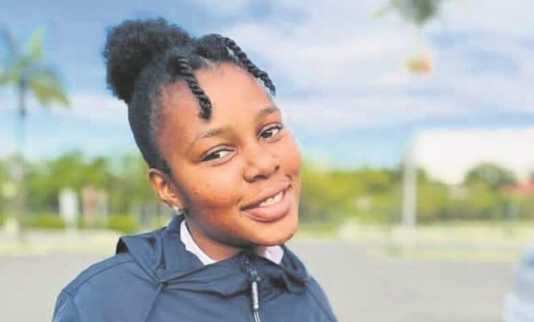 Mother watches her daughter being shot | The Witness