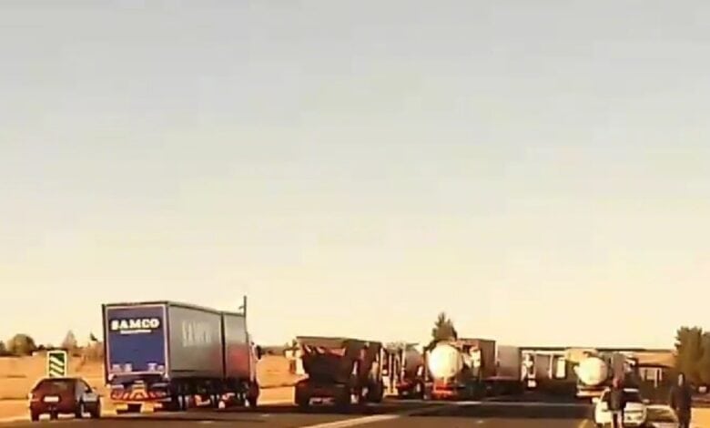 N3 still closed at Roadside/Reitz due to truck blockade | The Witness