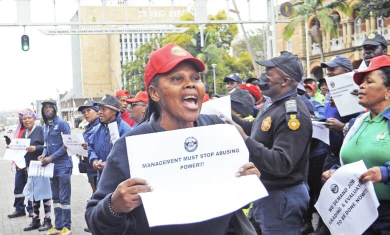 Samwu threatens strike unless ultimatum is met | The Witness