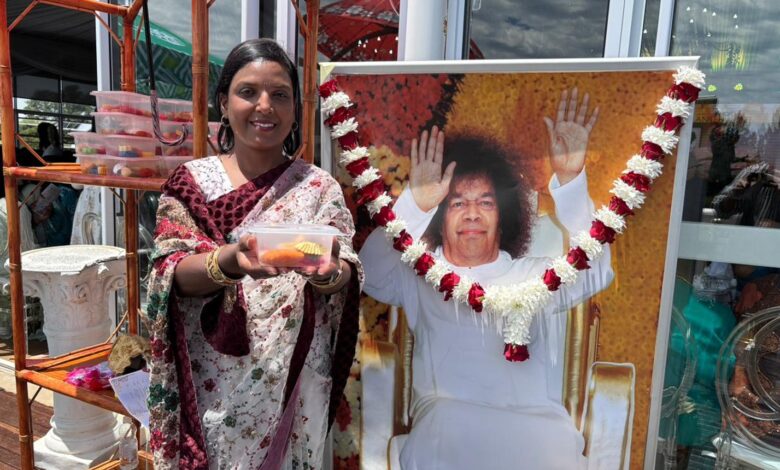 WATCH | Local devotees celebrate Sri Sathya Sai Baba's 100th birthday ...